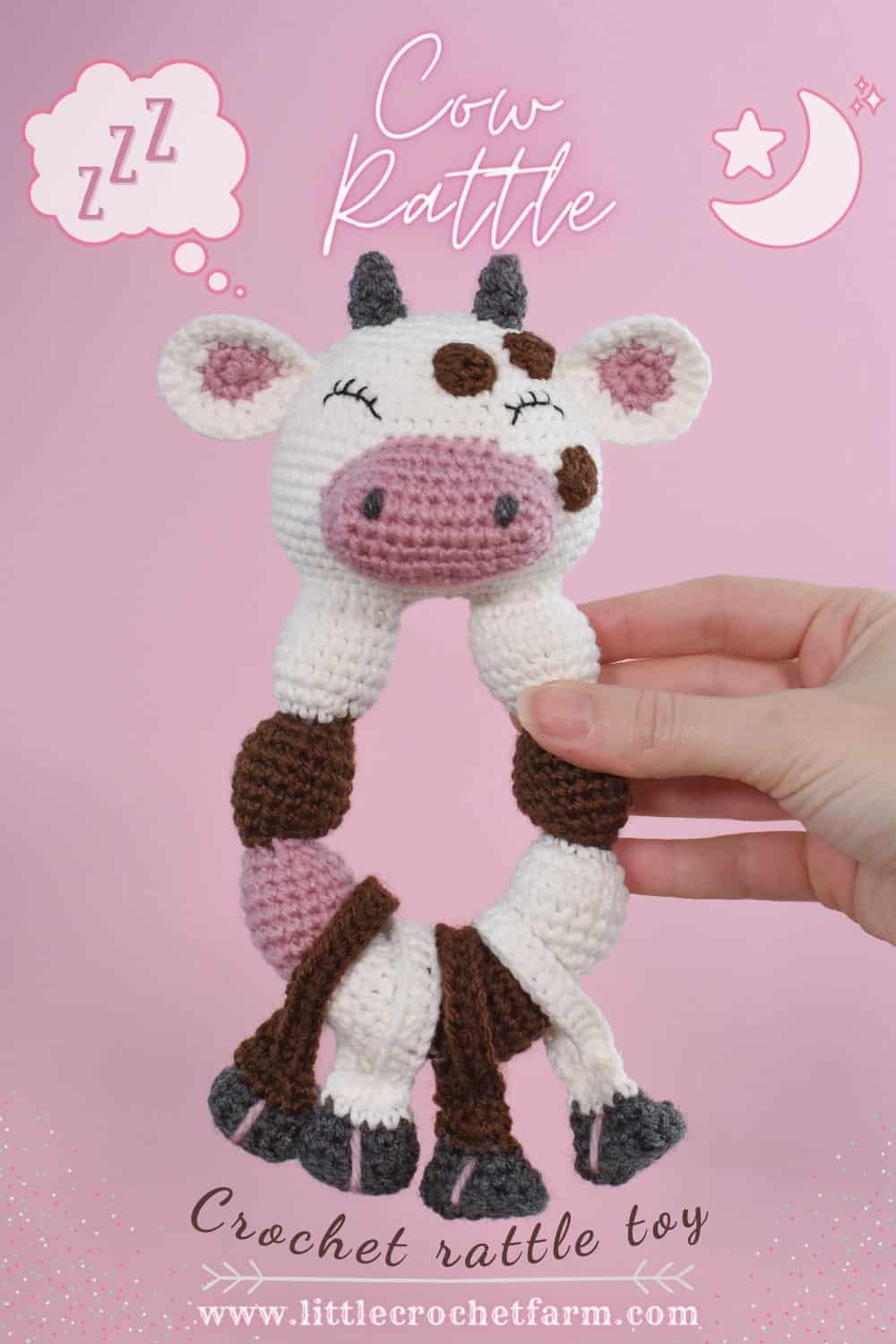 Baby cow crochet rattle pattern ⋆ The Nomad Knot